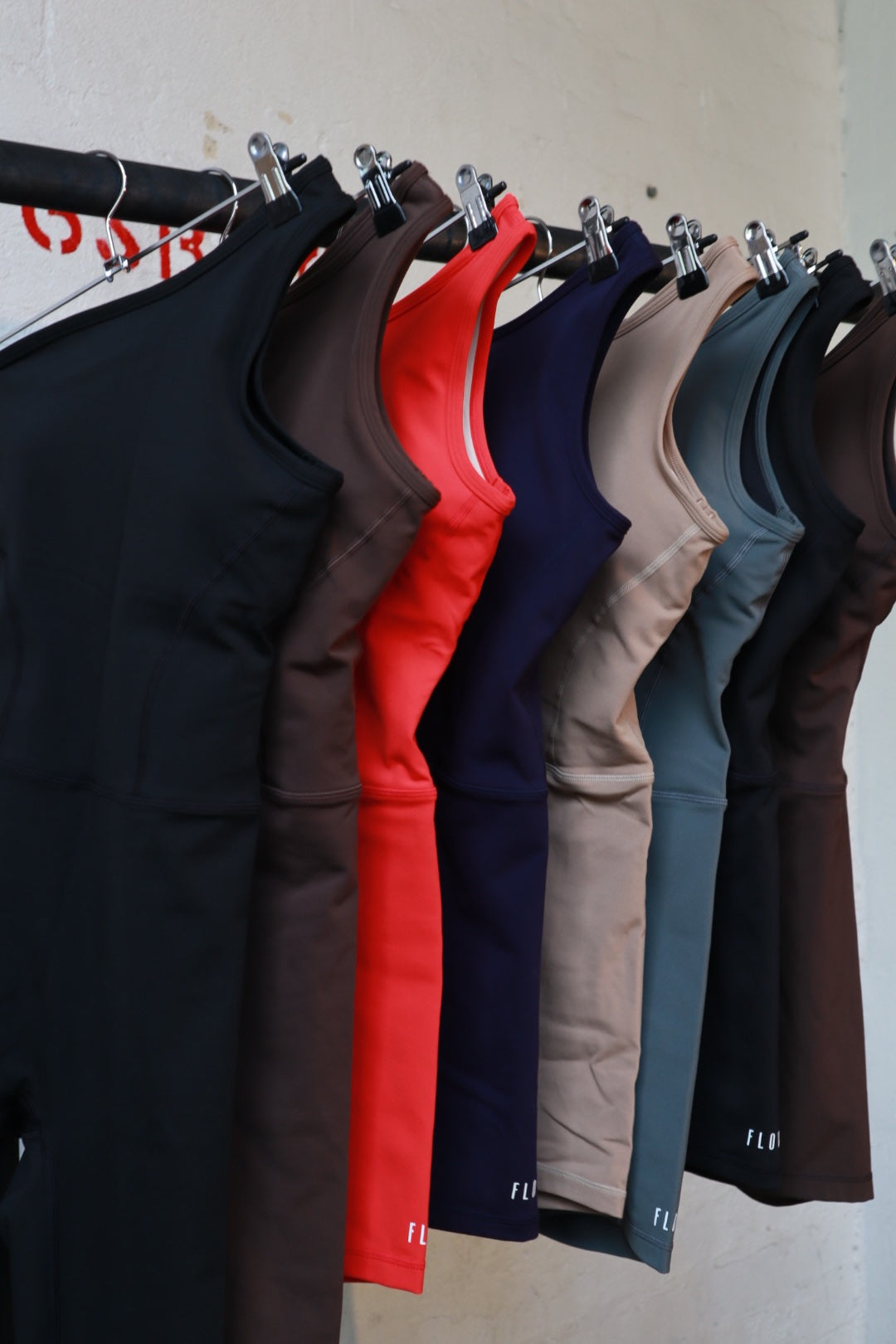 Onesuit – All With The Flow